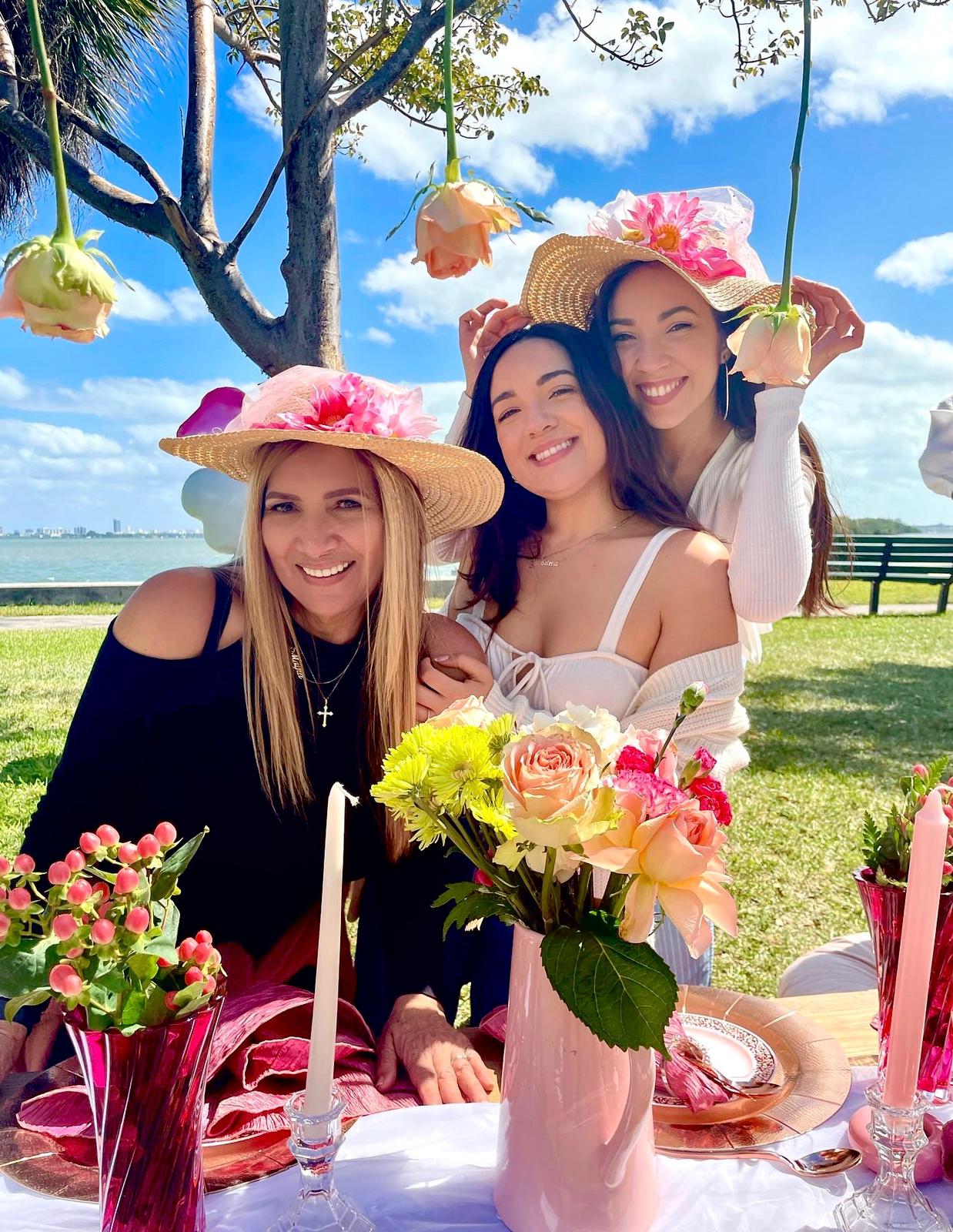 Mayra Wedding And Things